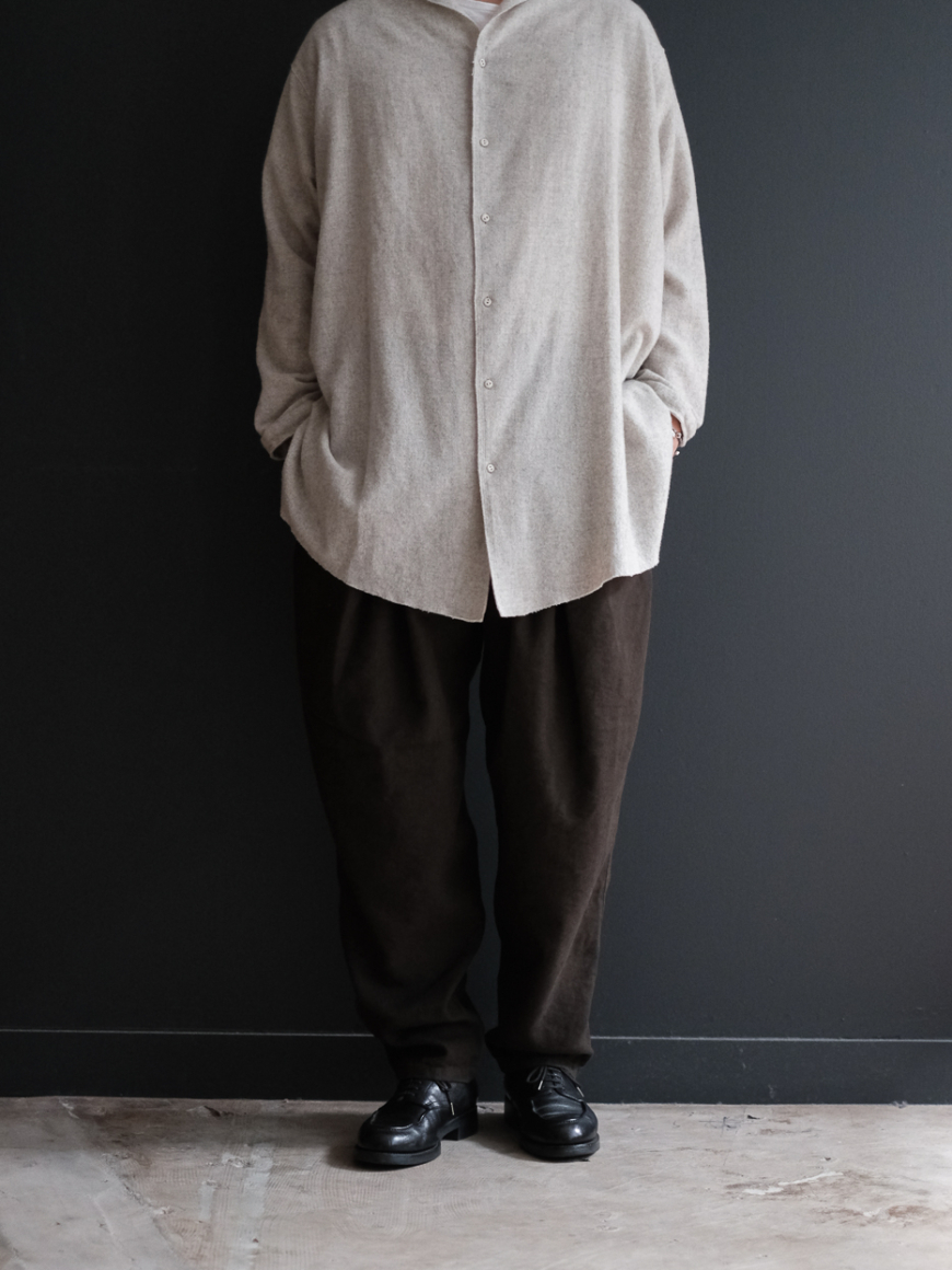 Button tuck trouser (Broken twill) col.khaki | Re;li